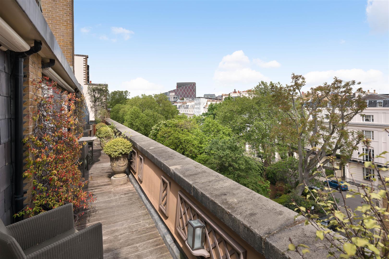 Chester Square, Belgravia, London - Forbes Gilbert-Green